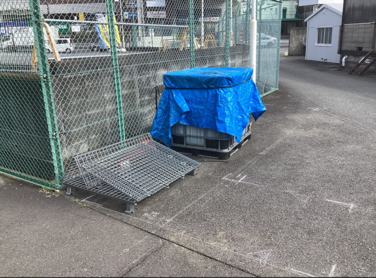 物置設置の工事① | 市川市の工務店DAISHU｜二世帯住宅もお任せください｜自然素材・高耐震・高断熱の注文住宅