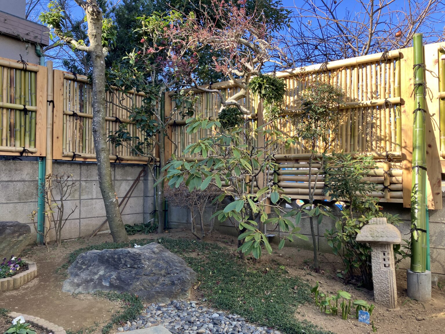 夏休みにDIYで外構のフェンスを交換 ⑥ついに完成！ | 市川市の工務店DAISHU｜二世帯住宅もお任せください｜自然素材・高耐震・高断熱の注文住宅