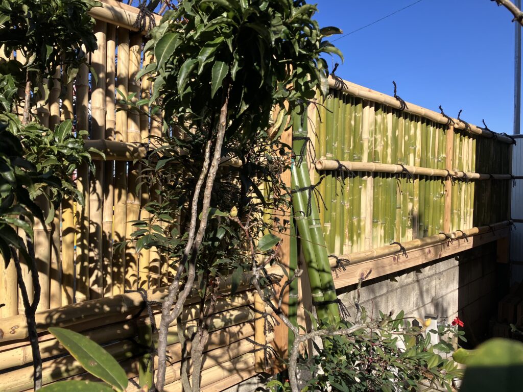 夏休みにDIYで外構のフェンスを交換 ⑥ついに完成！ | 市川市の工務店DAISHU｜二世帯住宅もお任せください｜自然素材・高耐震・高断熱の注文住宅