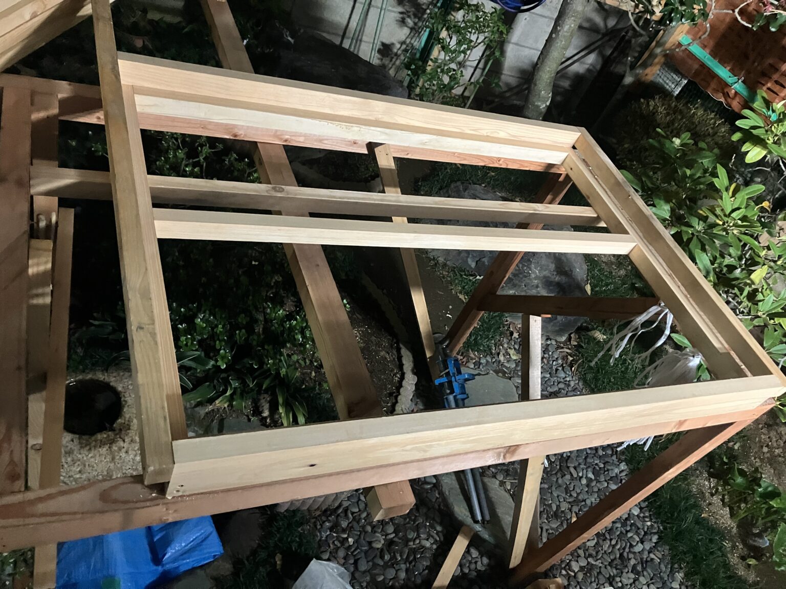 夏休みにDIYで外構のフェンスを交換 ③交換作業-1 | 市川市の工務店DAISHU｜二世帯住宅もお任せください｜自然素材・高耐震・高断熱の注文住宅