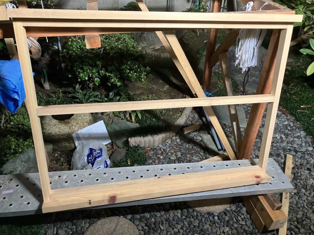 夏休みにDIYで外構のフェンスを交換 ③交換作業-1 | 市川市の工務店DAISHU｜二世帯住宅もお任せください｜自然素材・高耐震・高断熱の注文住宅