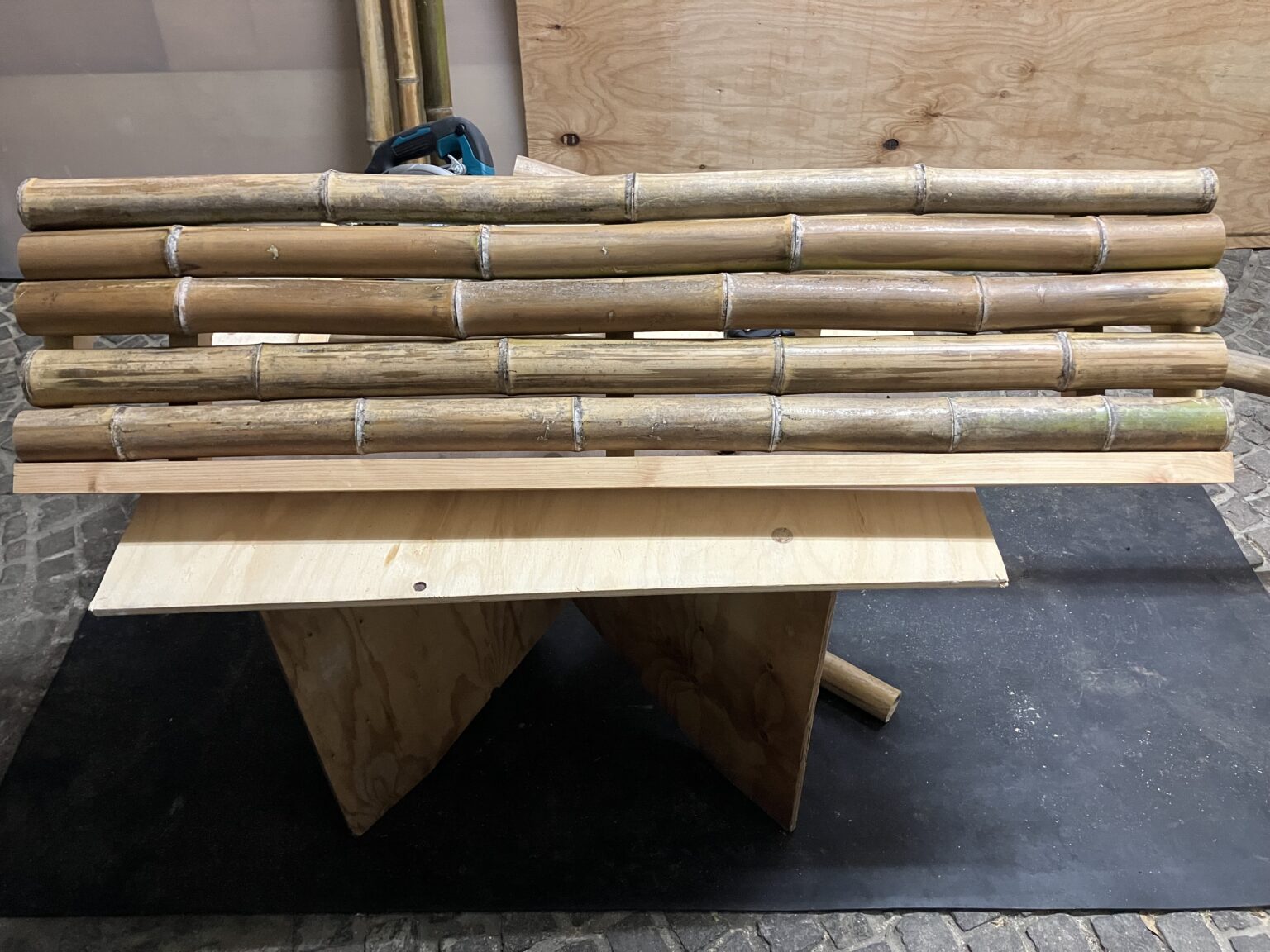 夏休みにDIYで外構のフェンスを交換 ⑥ついに完成！ | 市川市の工務店DAISHU｜二世帯住宅もお任せください｜自然素材・高耐震・高断熱の注文住宅