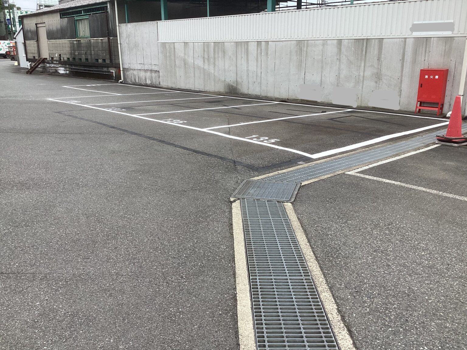 物置設置の工事② | 市川市の工務店DAISHU｜二世帯住宅もお任せください｜自然素材・高耐震・高断熱の注文住宅