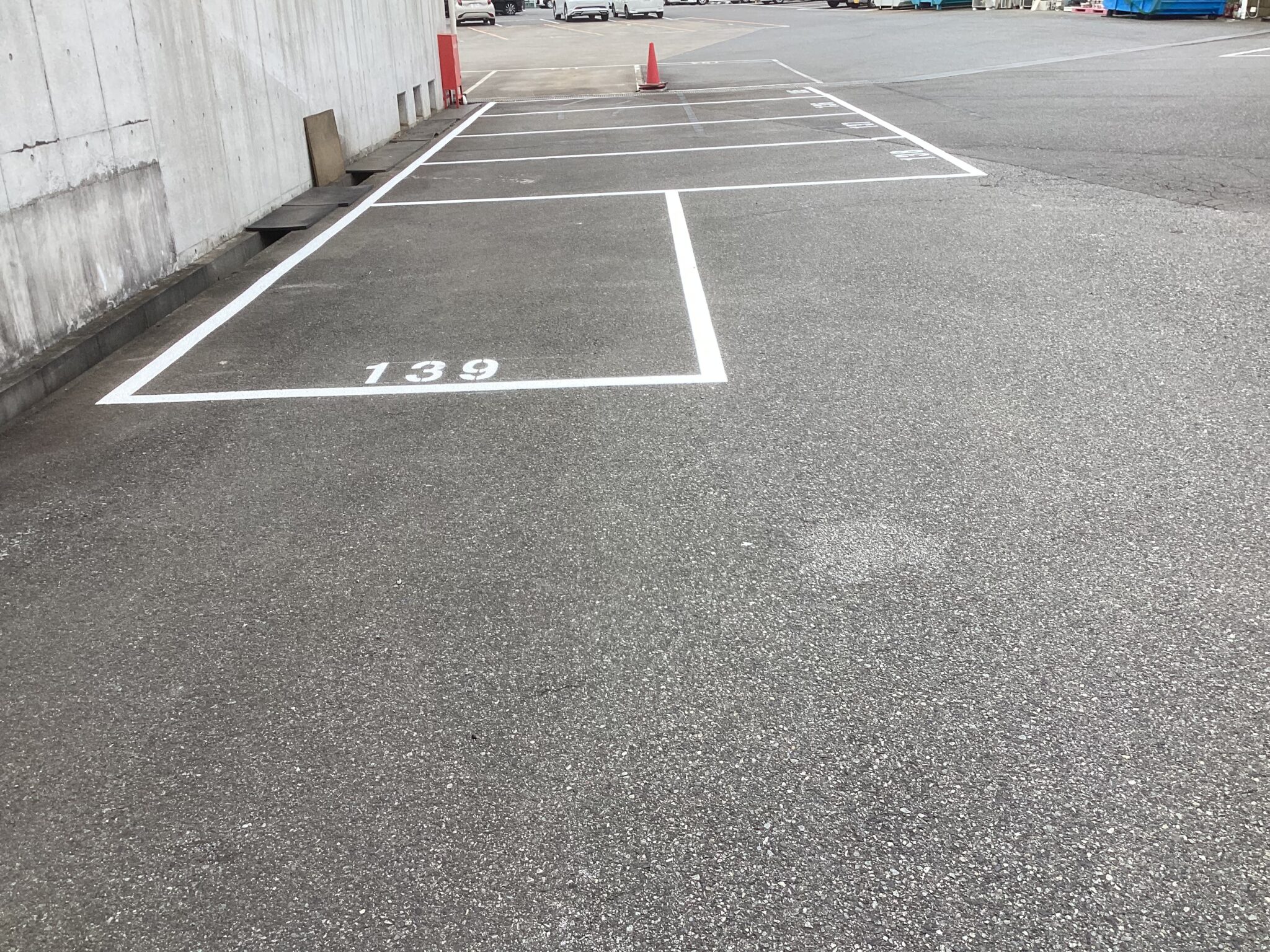 物置設置の工事② | 市川市の工務店DAISHU｜二世帯住宅もお任せください｜自然素材・高耐震・高断熱の注文住宅