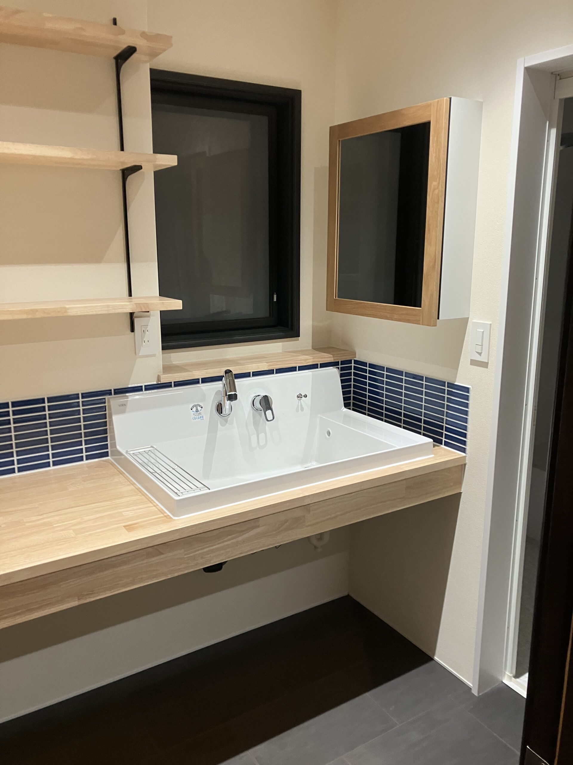 ビフォーアフター vol. 1 耐震補強、断熱改修、内外装のリノベーション工事⑧ | 市川市の工務店DAISHU｜二世帯住宅もお任せください｜自然素材・高耐震・高断熱の注文住宅